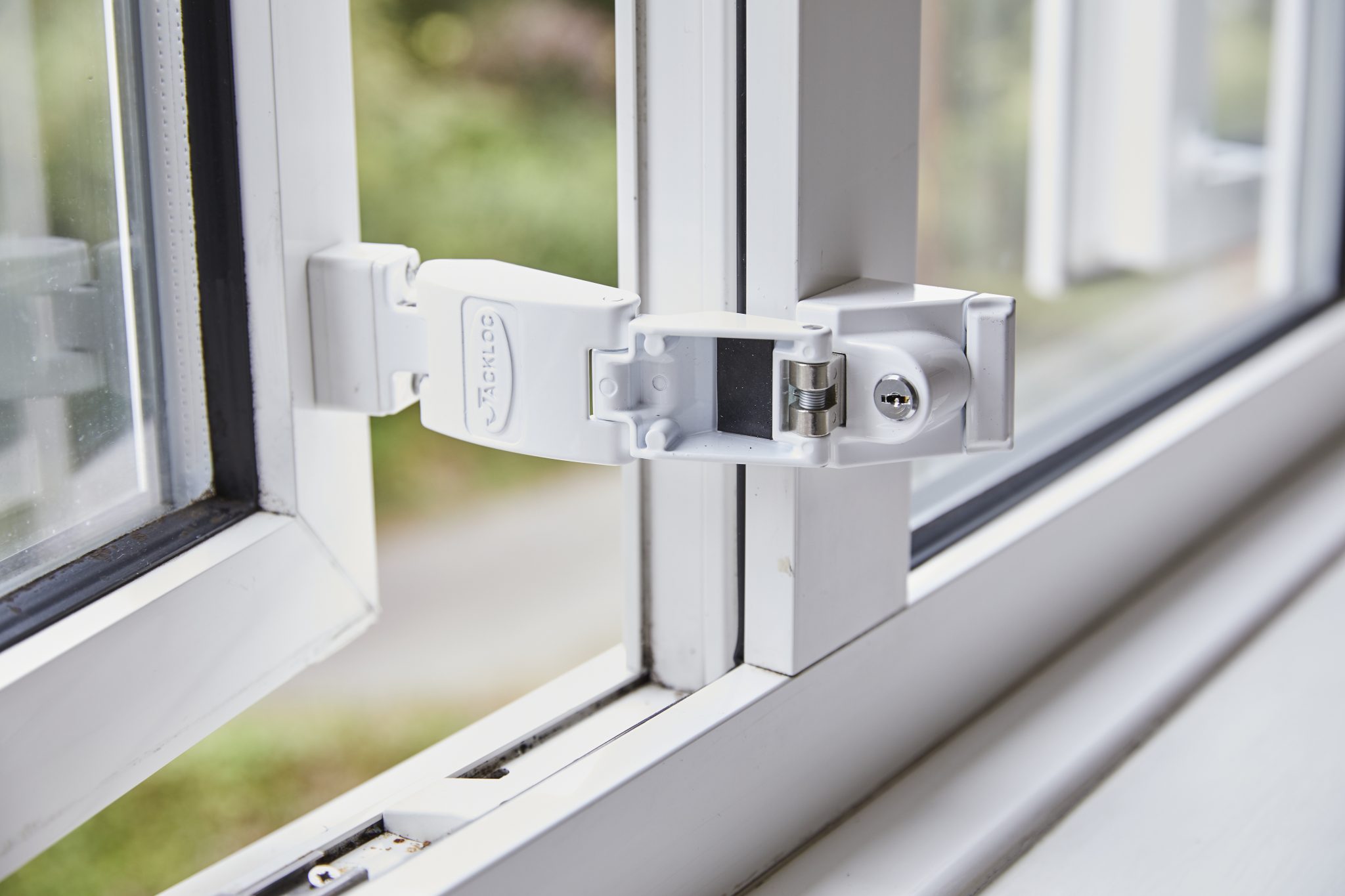 A Guide to Cable Window Restrictors - Jackloc